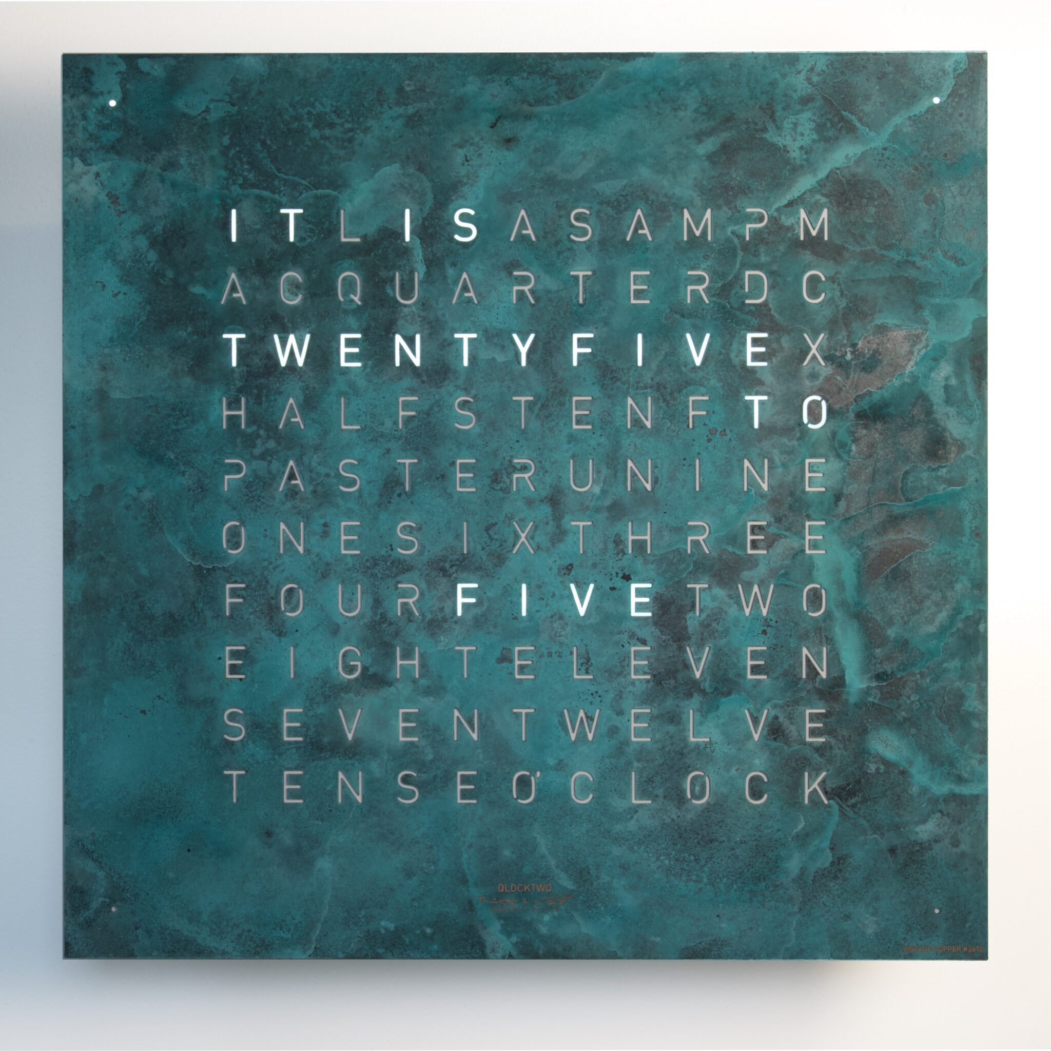 Qlocktwo Classic - Watch Outlet